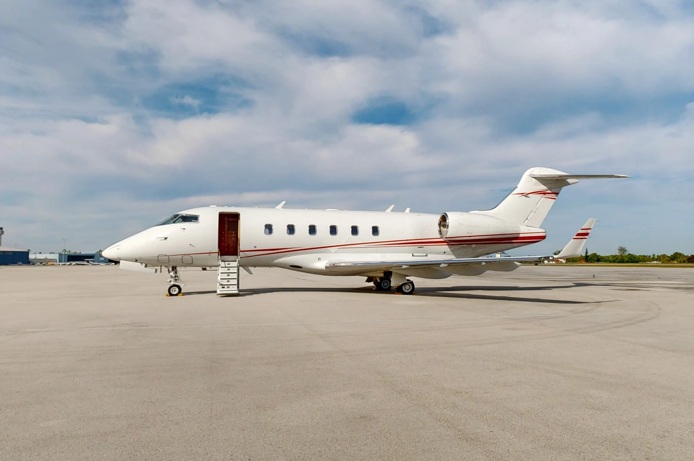 Challenger 300 | Bombardier