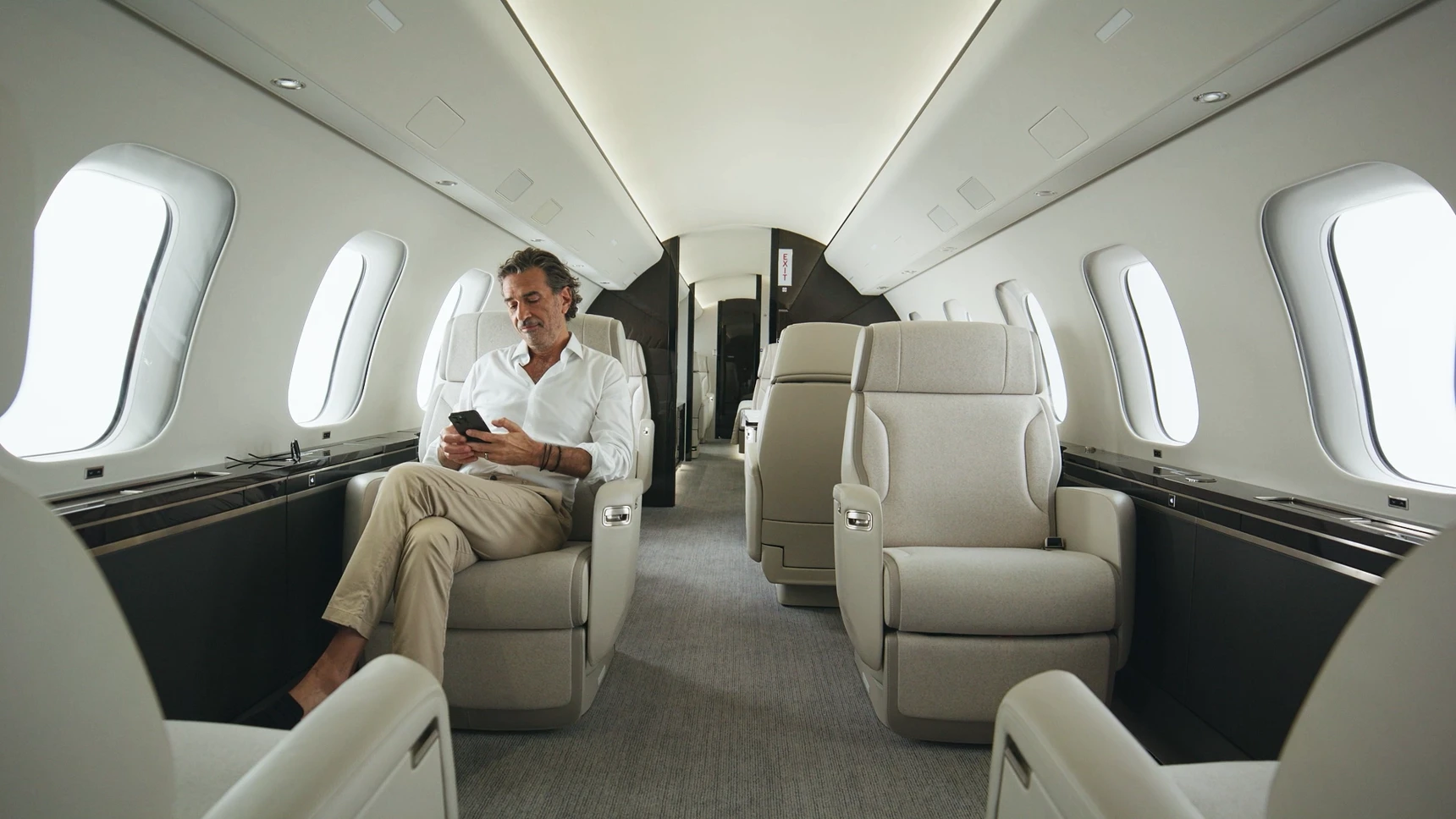 Bombardier Elevates In-Flight Connectivity with New Smart Router for ...